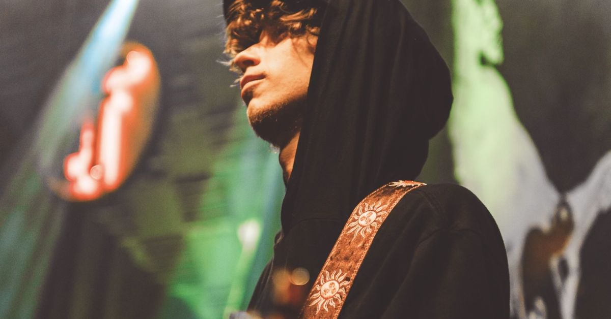 Sunny - Singer-Songwriter, Rock Artist | Songfinch