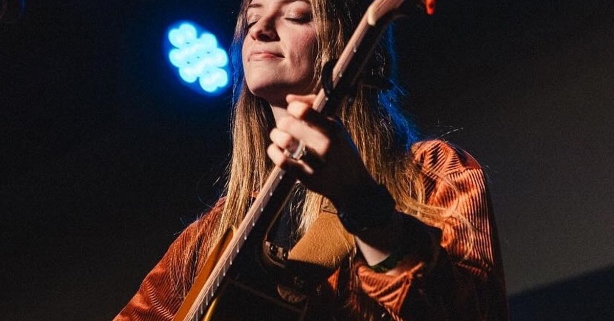 Anna Pearson - Singer-Songwriter, Christian Artist | Songfinch