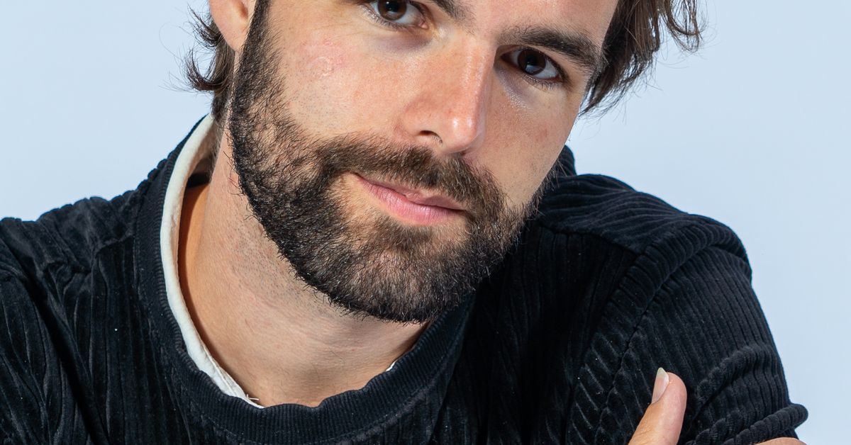 Sven Ross - Folk, Singer-Songwriter Artist | Songfinch