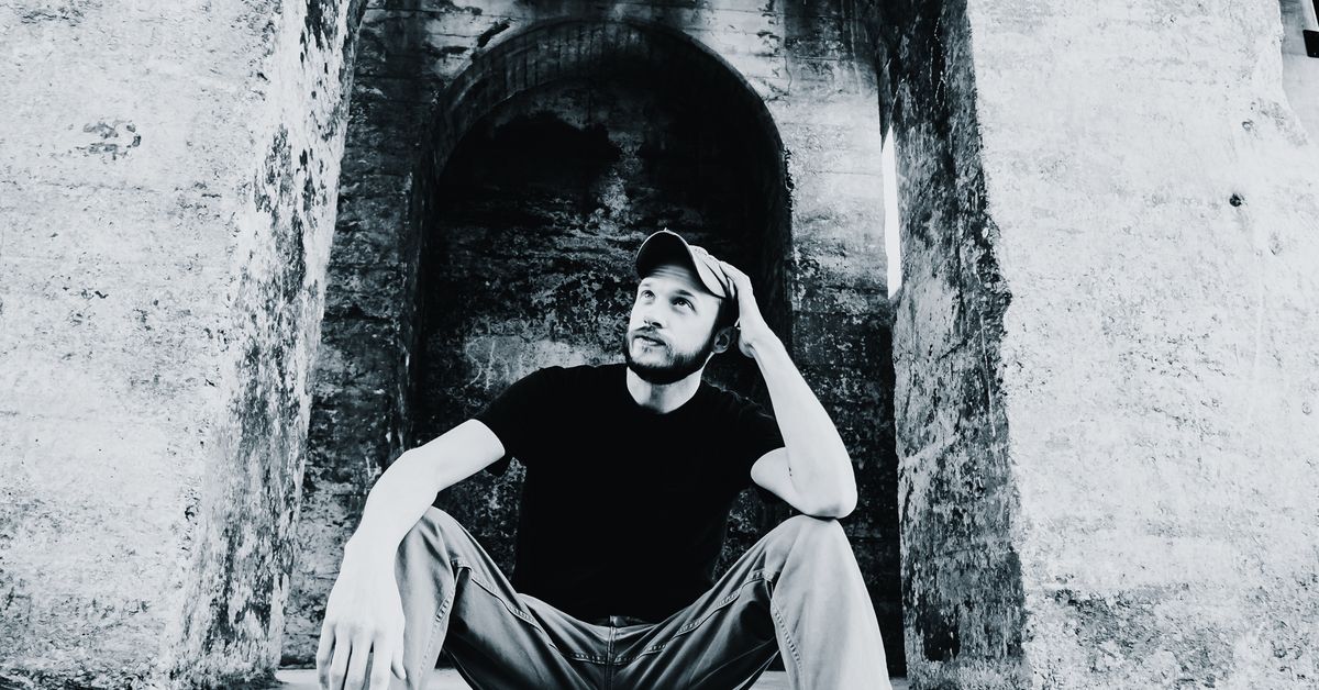 showalter - Singer-Songwriter, Folk Artist | Songfinch